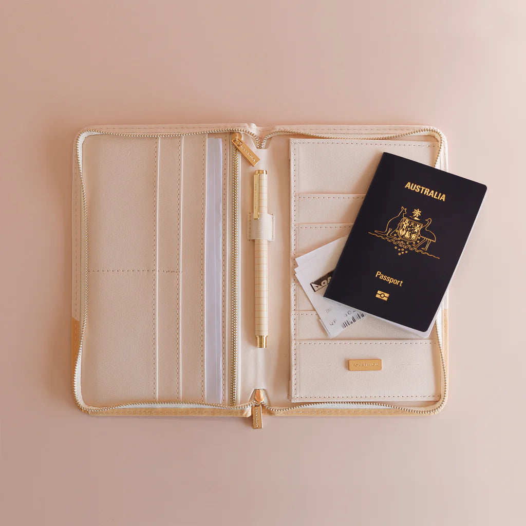 Rust Swirl Travel Wallet – OllieandI